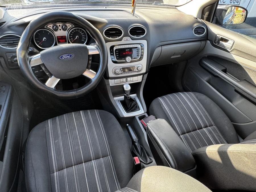 Ford Focus 2008 in Siauliai, with an engine capacity of 1.60 L and mileage of 265 thousand km for 1350 €, photo 18 on AUTOMOTO.COM.LV