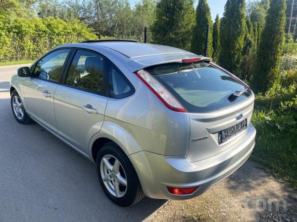 Ford Focus 2009 Rēzekne, ar dzinēja tilpumu 1.60 L un nobraukumu 301 tūkst. km par 2550 €, foto 7 vietnē AUTOMOTO.COM.LV