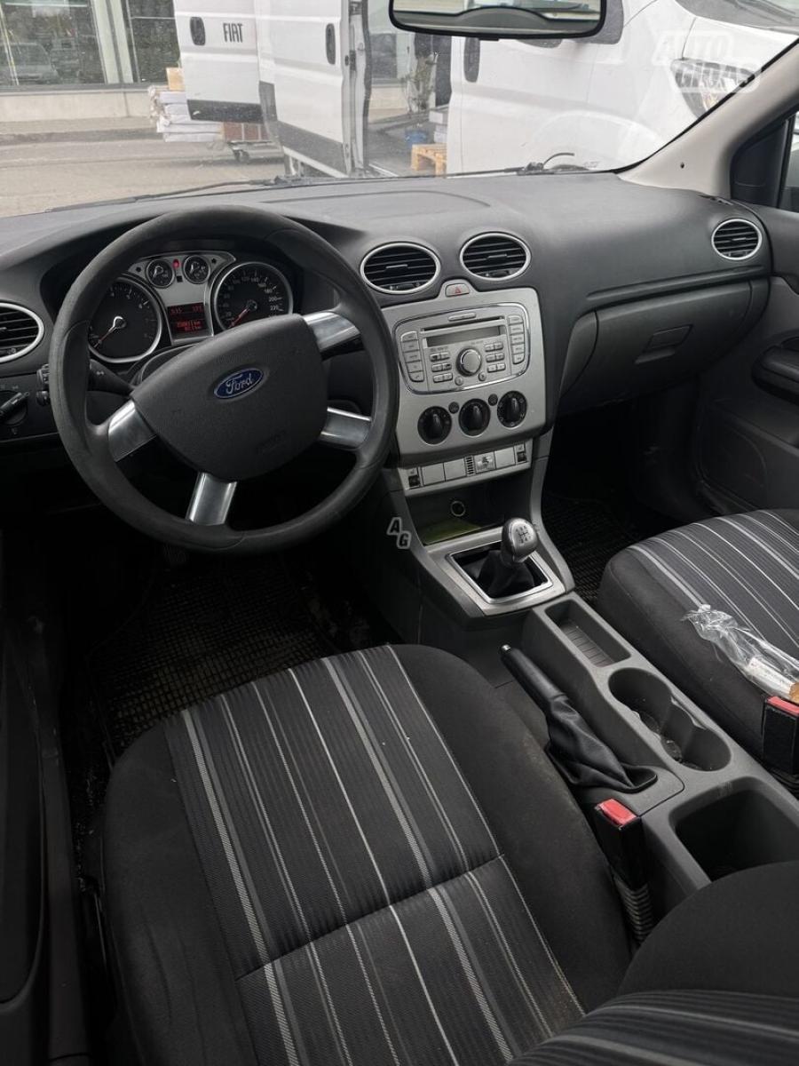 Ford Focus 2009 Kauņa, ar dzinēja tilpumu 1.60 L un nobraukumu 240 tūkst. km par 600 €, foto 4 vietnē AUTOMOTO.COM.LV