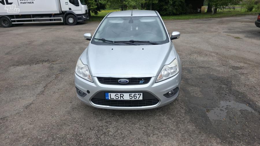 Ford Focus 2009 in Panevezys, with an engine capacity of 1.80 L and mileage of 246 thousand km for 1900 €, photo 1 on AUTOMOTO.COM.LV