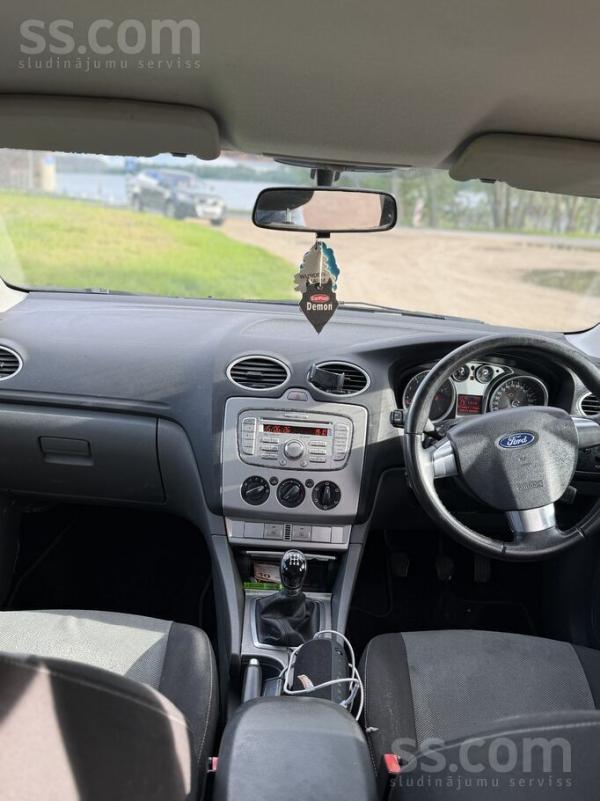 Ford Focus 2009 Rīga, ar dzinēja tilpumu 1.80 L un nobraukumu 211 tūkst. km par 600 €, foto 4 vietnē AUTOMOTO.COM.LV