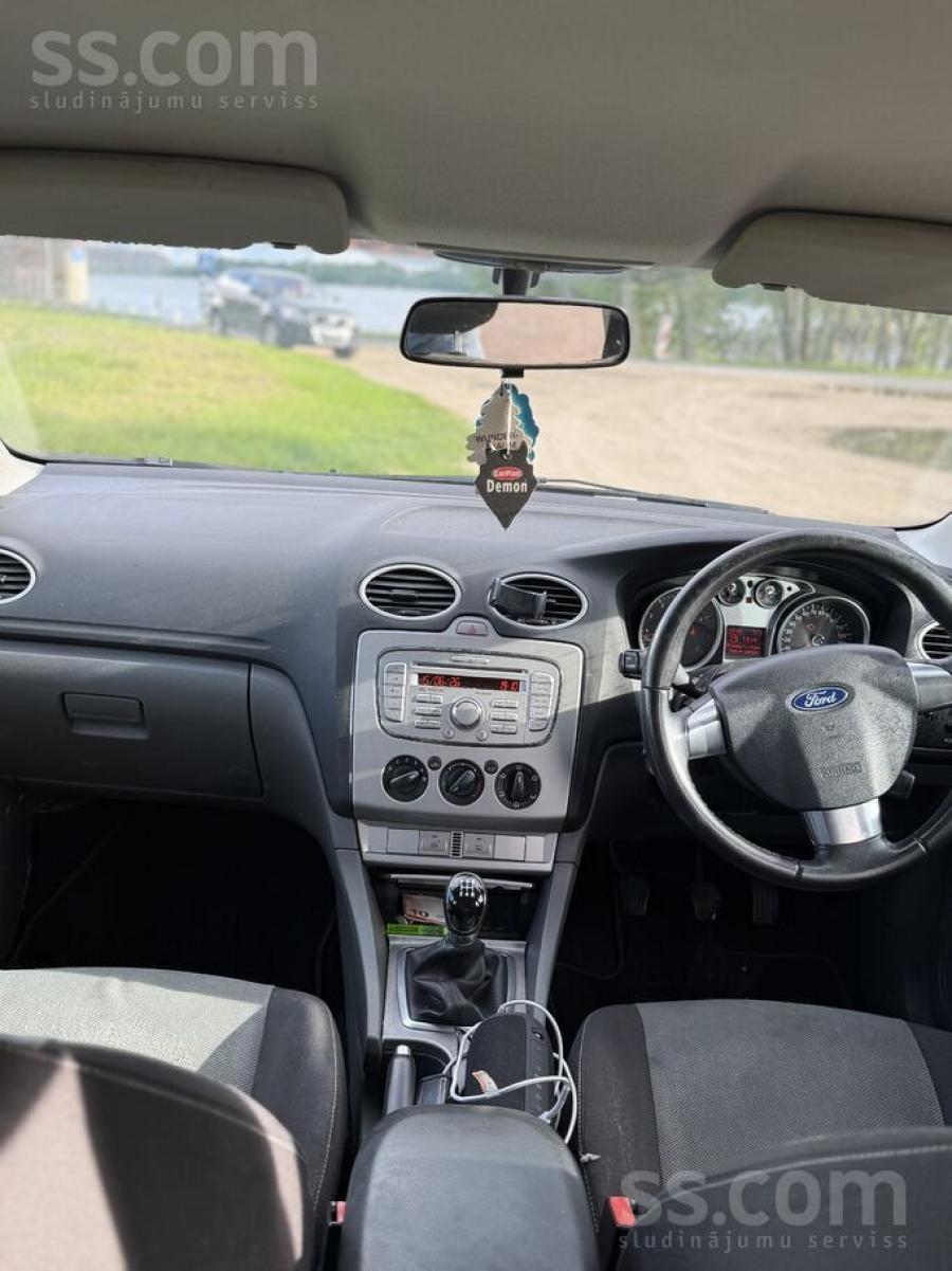 Ford Focus 2009 Rīga, ar dzinēja tilpumu 1.80 L un nobraukumu 211 tūkst. km par 600 €, foto 5 vietnē AUTOMOTO.COM.LV