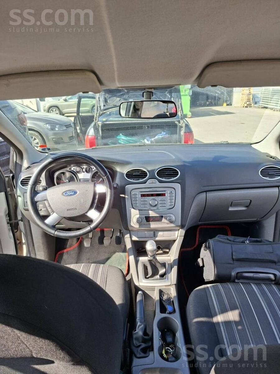 Ford Focus 2009 Rīga, ar dzinēja tilpumu 1.60 L un nobraukumu 260 tūkst. km par 1750 €, foto 6 vietnē AUTOMOTO.COM.LV