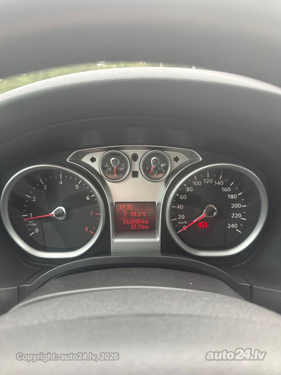 Ford Focus 2010 in Tallinn, with an engine capacity of 1.60 L and mileage of 242 thousand km for 2000 €, photo 10 on AUTOMOTO.COM.LV