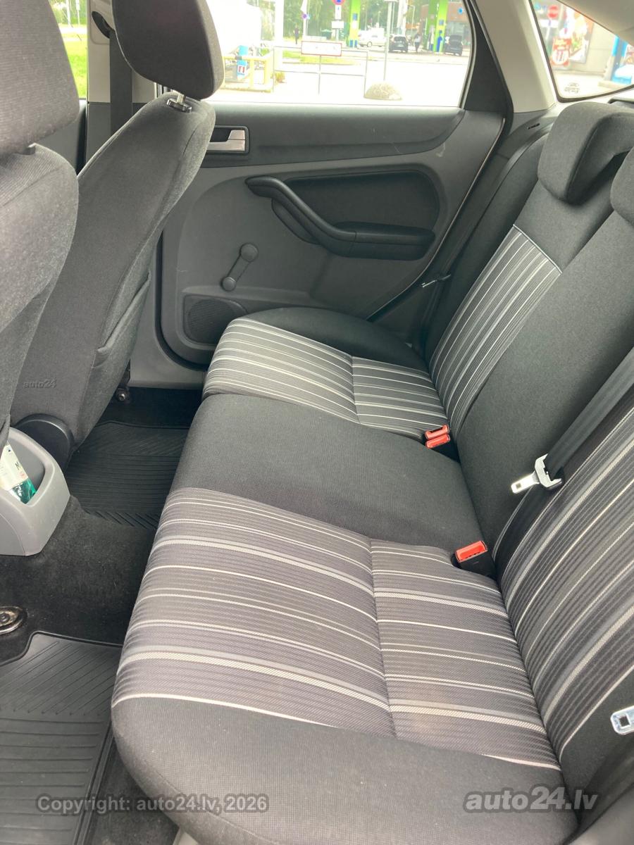 Ford Focus 2010 Tallina, ar dzinēja tilpumu 1.60 L un nobraukumu 242 tūkst. km par 2000 €, foto 14 vietnē AUTOMOTO.COM.LV