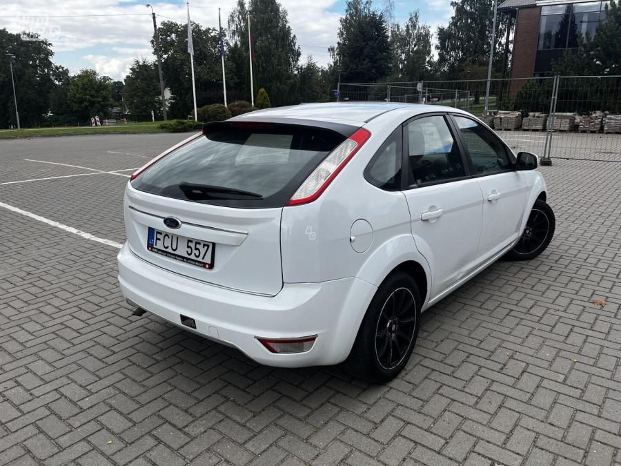 Ford Focus 2010 Trakai, ar dzinēja tilpumu 1.60 L un nobraukumu 258 tūkst. km par 1990 €, foto 5 vietnē AUTOMOTO.COM.LV