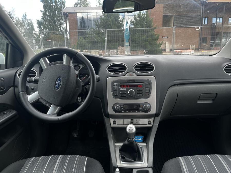 Ford Focus 2010 Trakai, ar dzinēja tilpumu 1.60 L un nobraukumu 258 tūkst. km par 1990 €, foto 11 vietnē AUTOMOTO.COM.LV