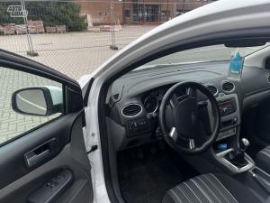 Ford Focus 2010 Trakai, ar dzinēja tilpumu 1.60 L un nobraukumu 258 tūkst. km par 1990 €, foto 12 vietnē AUTOMOTO.COM.LV