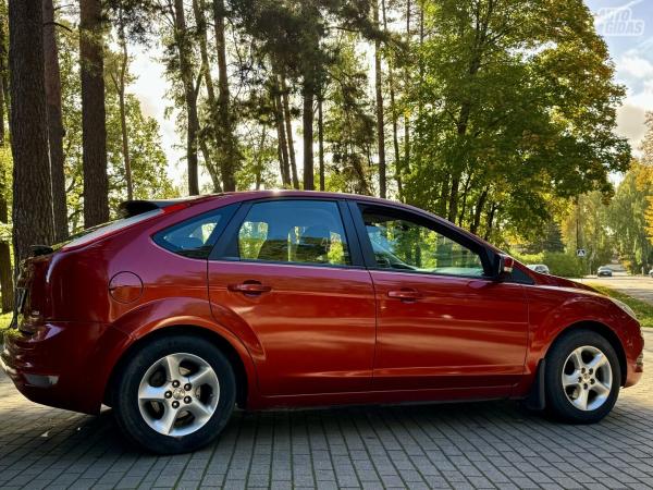 Ford Focus 2010 Alīta, ar dzinēja tilpumu 1.60 L un nobraukumu 155 tūkst. km par 3499 €, foto 3 vietnē AUTOMOTO.COM.LV