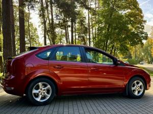 Ford Focus 2010 Alīta, ar dzinēja tilpumu 1.60 L un nobraukumu 155 tūkst. km par 3499 €, foto 3 vietnē AUTOMOTO.COM.LV
