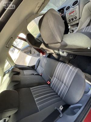 Ford Focus 2010 Alīta, ar dzinēja tilpumu 1.60 L un nobraukumu 155 tūkst. km par 3499 €, foto 23 vietnē AUTOMOTO.COM.LV