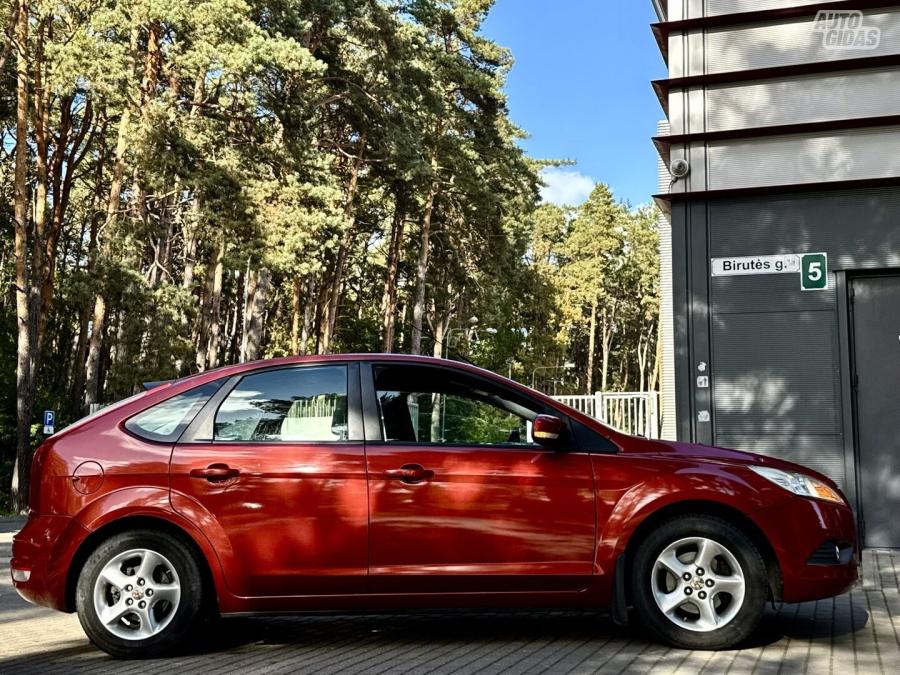 Ford Focus 2010 Alīta, ar dzinēja tilpumu 1.60 L un nobraukumu 155 tūkst. km par 3499 €, foto 24 vietnē AUTOMOTO.COM.LV