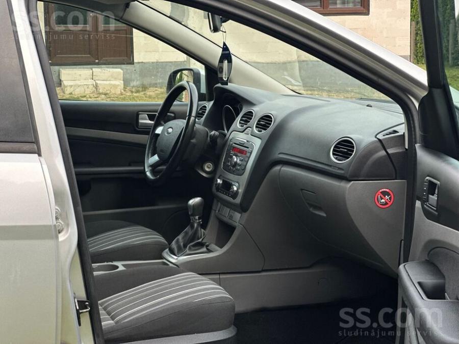 Ford Focus 2011 Rīga, ar dzinēja tilpumu 1.60 L un nobraukumu 235 tūkst. km par 2550 €, foto 14 vietnē AUTOMOTO.COM.LV