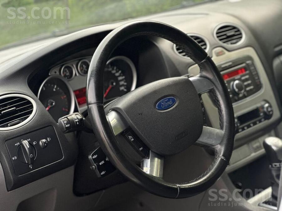 Ford Focus 2011 Rīga, ar dzinēja tilpumu 1.60 L un nobraukumu 235 tūkst. km par 2550 €, foto 20 vietnē AUTOMOTO.COM.LV