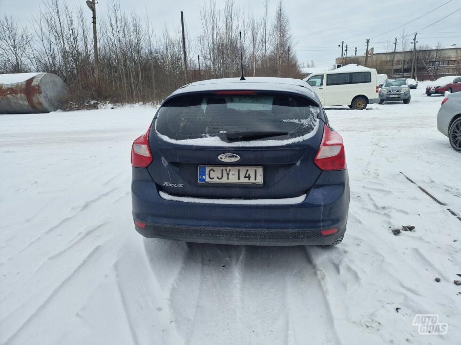 Ford Focus 2011 Kelmė, ar dzinēja tilpumu 1.60 L un nobraukumu 301 tūkst. km par 1750 €, foto 3 vietnē AUTOMOTO.COM.LV