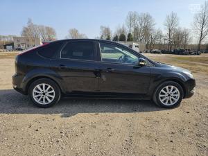 Ford Focus 2011 in Vilnius, with an engine capacity of 1.60 L and mileage of 252 thousand km for 2650 €, photo 4 on AUTOMOTO.COM.LV