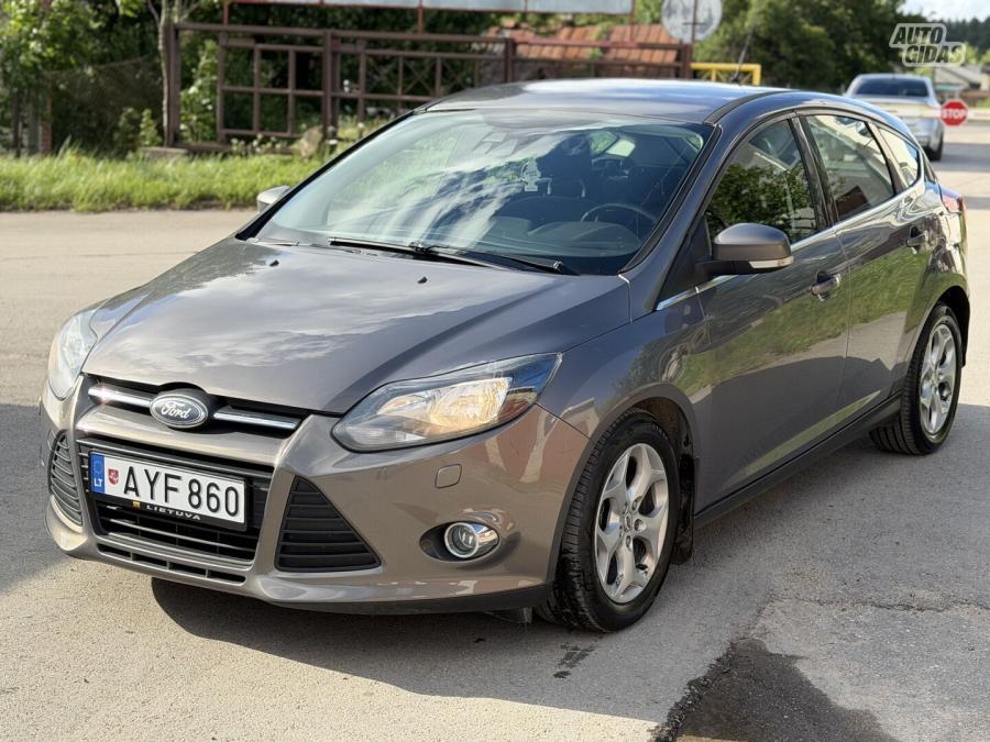 Ford Focus 2011 in Siauliai, with an engine capacity of 1.60 L and mileage of 427 thousand km for 1950 €, photo 5 on AUTOMOTO.COM.LV