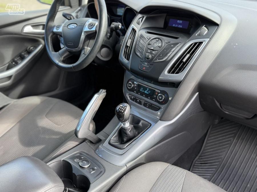 Ford Focus 2011 in Siauliai, with an engine capacity of 1.60 L and mileage of 427 thousand km for 1950 €, photo 14 on AUTOMOTO.COM.LV