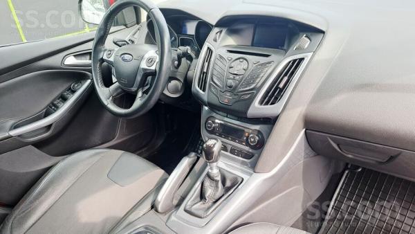 Ford Focus 2011 in Riga, with an engine capacity of 1.60 L and mileage of 304 thousand km for 2800 €, photo 7 on AUTOMOTO.COM.LV