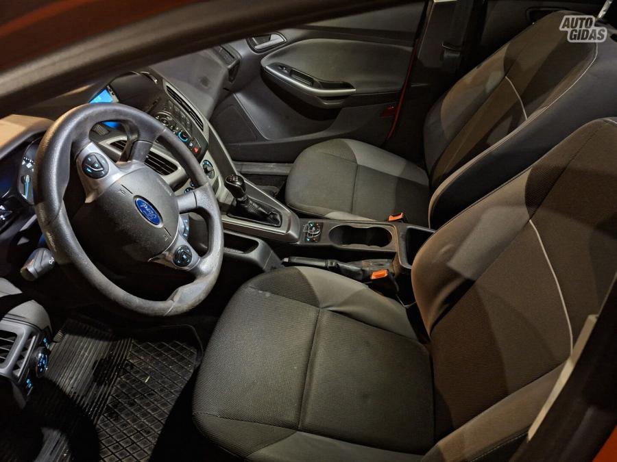 Ford Focus 2011 Viļņa, ar dzinēja tilpumu 1.60 L un nobraukumu 240 tūkst. km par 1250 €, foto 9 vietnē AUTOMOTO.COM.LV