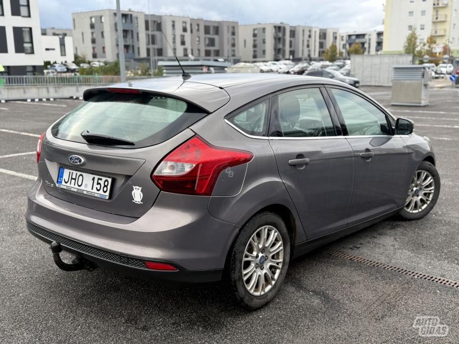 Ford Focus 2011 in Vilnius, with an engine capacity of 1.60 L and mileage of 280 thousand km for 2650 €, photo 5 on AUTOMOTO.COM.LV