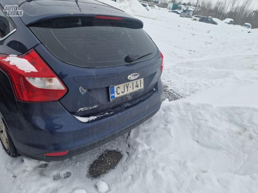 Ford Focus 2012 Kelmė, ar dzinēja tilpumu 1.60 L un nobraukumu 300 tūkst. km par 2500 €, foto 3 vietnē AUTOMOTO.COM.LV