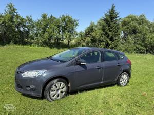 Ford Focus 2012 Vievis, ar dzinēja tilpumu 1.60 L un nobraukumu 306 tūkst. km par 800 €, foto  vietnē AUTOMOTO.COM.LV