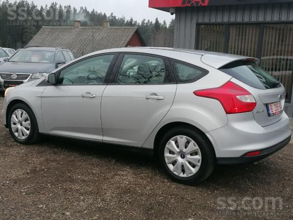 Ford Focus 2013 in Valmiera, with an engine capacity of 1.60 L and mileage of 234 thousand km for 4750 €, photo 9 on AUTOMOTO.COM.LV