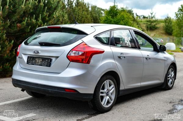 Ford Focus 2013 Kretinga, ar dzinēja tilpumu 1.60 L un nobraukumu 155 tūkst. km par 3800 €, foto 4 vietnē AUTOMOTO.COM.LV