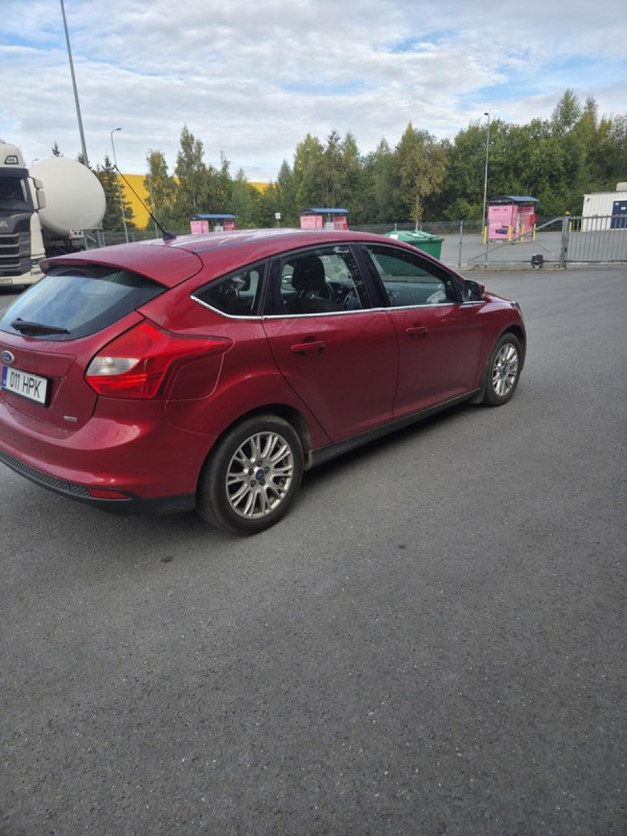 Ford Focus 2013 in Tallinn, with an engine capacity of 1.10 L and mileage of 214 thousand km for 3190 €, photo 12 on AUTOMOTO.COM.LV