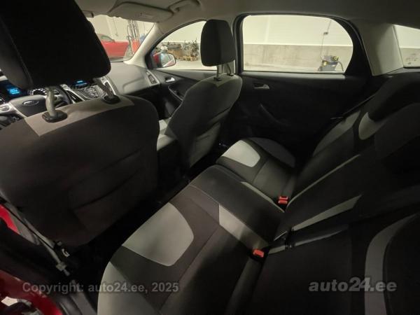 Ford Focus 2014 Tallina, ar dzinēja tilpumu 1.00 L un nobraukumu 250 tūkst. km par 2390 €, foto 5 vietnē AUTOMOTO.COM.LV