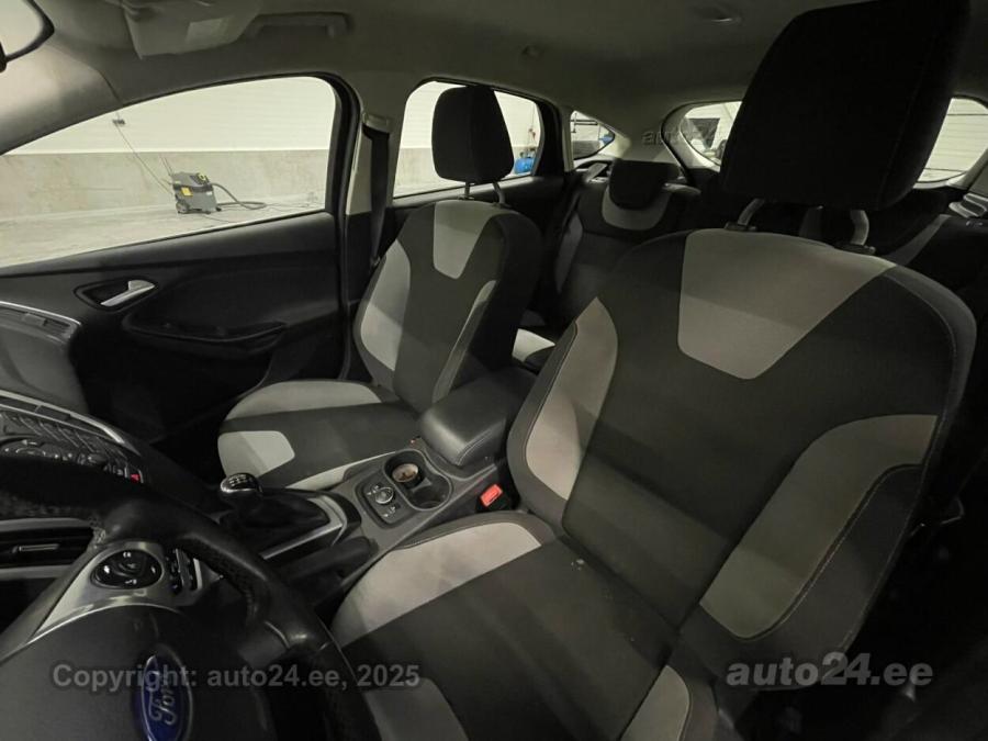 Ford Focus 2014 Tallina, ar dzinēja tilpumu 1.00 L un nobraukumu 250 tūkst. km par 2390 €, foto 8 vietnē AUTOMOTO.COM.LV