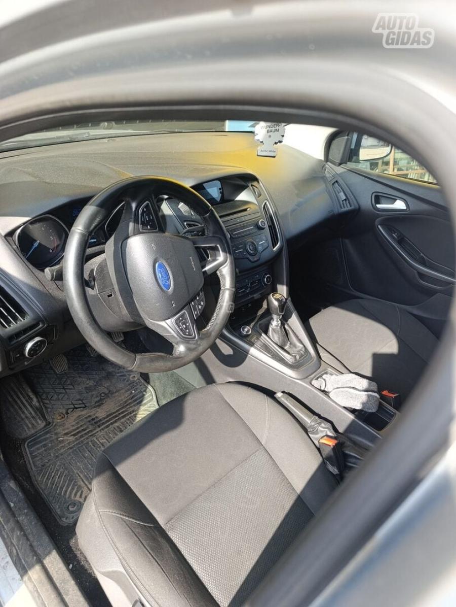 Ford Focus 2015 in Vilnius, with an engine capacity of 1.50 L and mileage of 370 thousand km for 3180 €, photo 6 on AUTOMOTO.COM.LV
