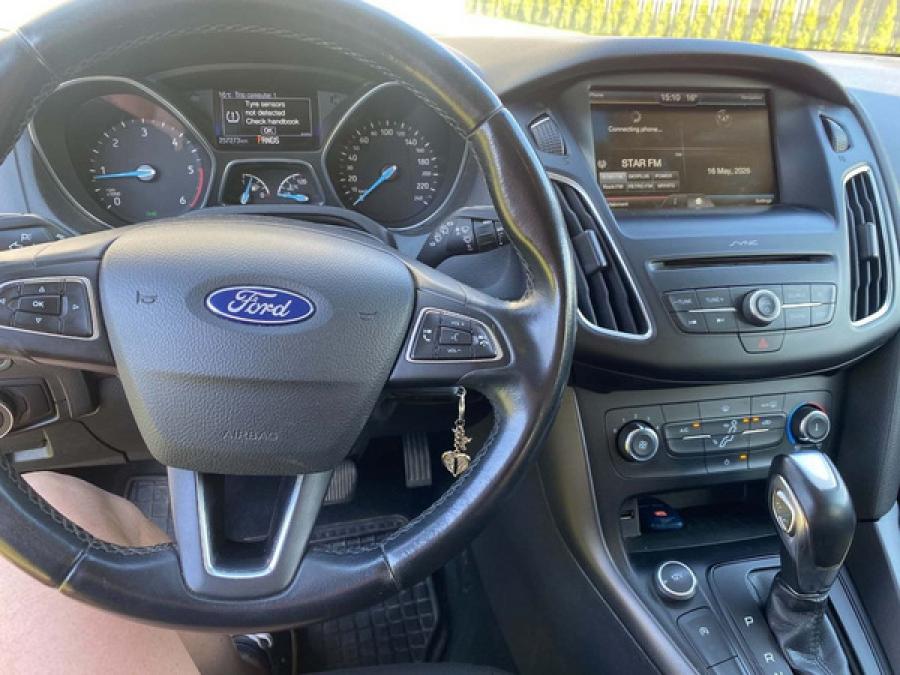 Ford Focus 2015 Jehvi, ar dzinēja tilpumu 1.50 L un nobraukumu 250 tūkst. km par 5000 €, foto 11 vietnē AUTOMOTO.COM.LV