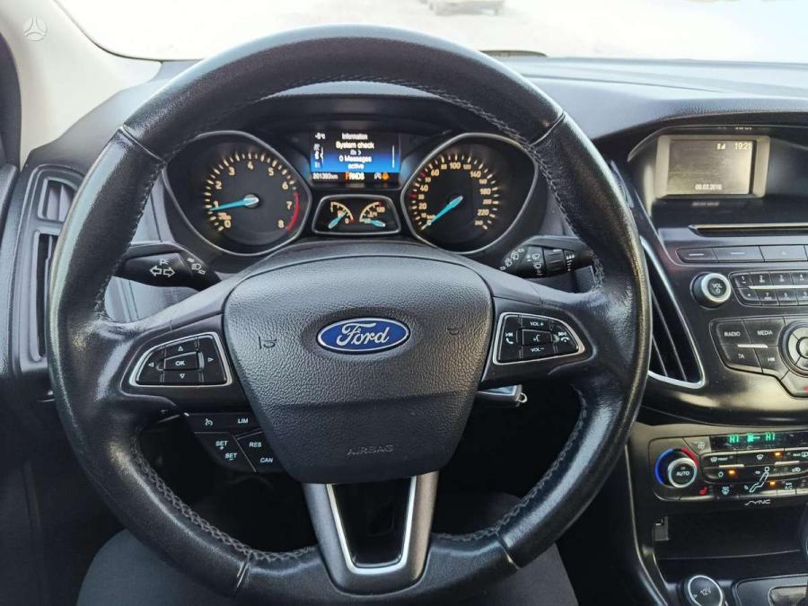 Ford Focus 2016 in Kaunas, with an engine capacity of 1.00 L and mileage of 199 thousand km for 4450 €, photo 2 on AUTOMOTO.COM.LV