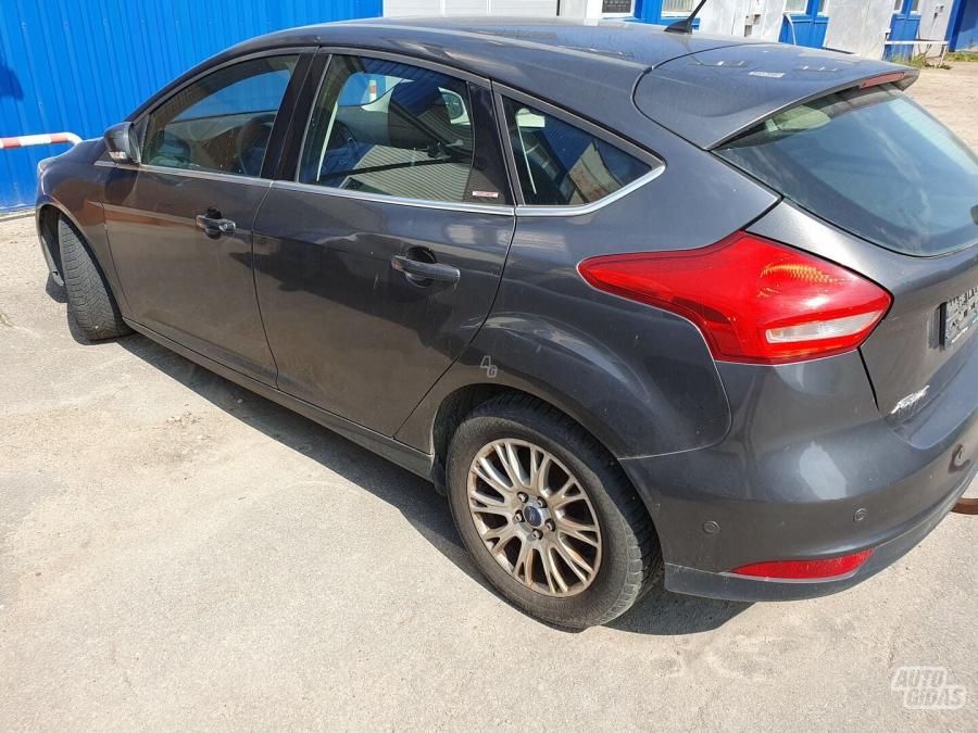 Ford Focus 2016 in Siauliai, with an engine capacity of 2.00 L and mileage of 300 thousand km for 1850 €, photo 7 on AUTOMOTO.COM.LV