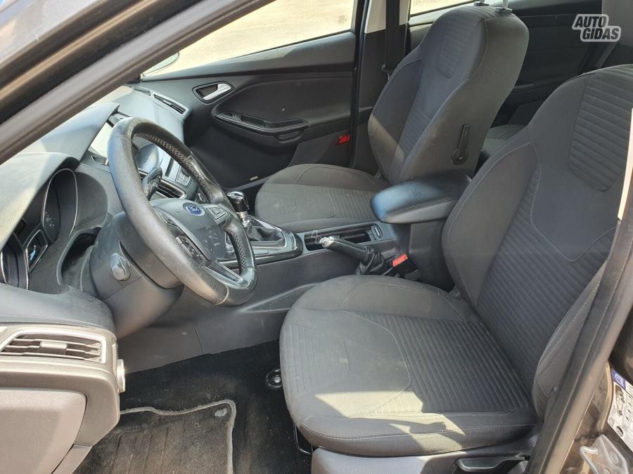 Ford Focus 2016 in Siauliai, with an engine capacity of 2.00 L and mileage of 300 thousand km for 1850 €, photo 10 on AUTOMOTO.COM.LV
