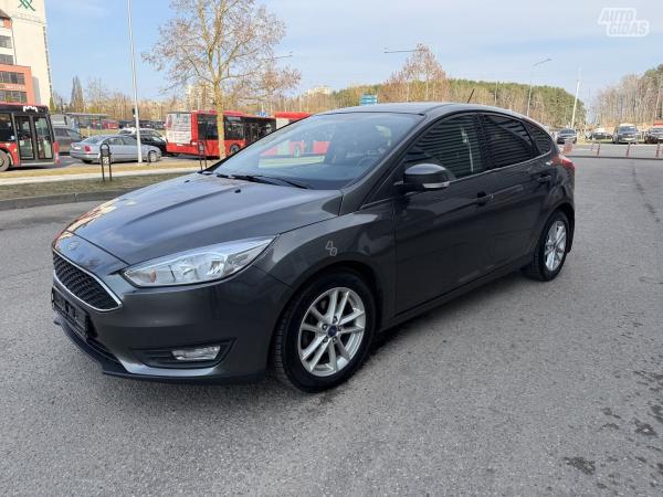 Ford Focus 2017 in Vilnius, with an engine capacity of 1.00 L and mileage of 144 thousand km for 4950 €, photo 1 on AUTOMOTO.COM.LV