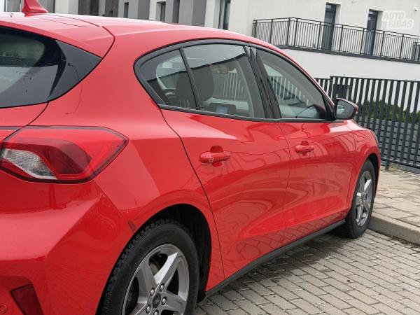 Ford Focus 2018 Viļņa vietnē Ford Focus 2018 Viļņa, ar dzinēja tilpumu 1.00 L un nobraukumu 241 tūkst. km par 3500 €, foto 10 vietnē AUTOMOTO.COM.LV