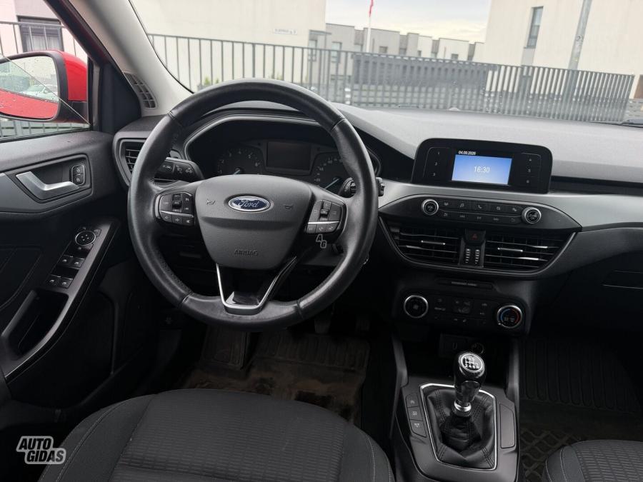 Ford Focus 2018 Viļņa, ar dzinēja tilpumu 1.00 L un nobraukumu 241 tūkst. km par 3200 €, foto 17 vietnē AUTOMOTO.COM.LV