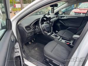 Форд Фокус 2019 в Таллин, объемом двигателя 1.00 л и пробегом 125 тыс. км за 8000 €, фото 13 на AUTOMOTO.COM.LV