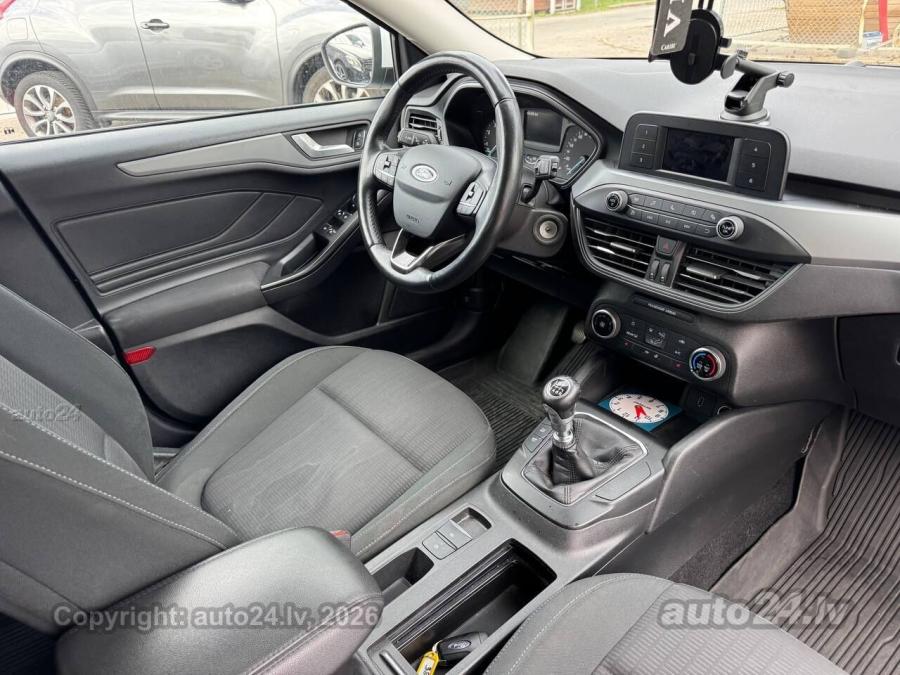 Форд Фокус 2019 в Таллин, объемом двигателя 1.00 л и пробегом 125 тыс. км за 8000 €, фото 18 на AUTOMOTO.COM.LV