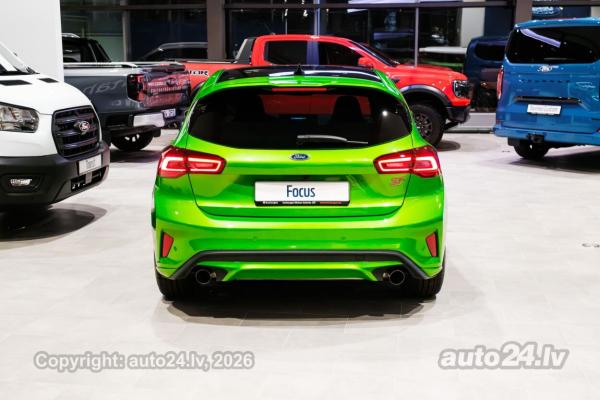 Ford Focus 2026 Tartu, ar dzinēja tilpumu 2.30 L un nobraukumu 1 tūkst. km par 33000 €, foto 5 vietnē AUTOMOTO.COM.LV