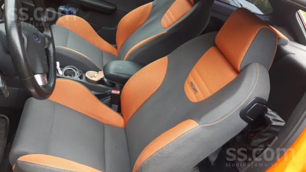Orange Ford Focus 2007 in Riga, with an engine capacity of 2.50 L and mileage of 237 thousand km for 6500 €, photo 11 on AUTOMOTO.COM.LV