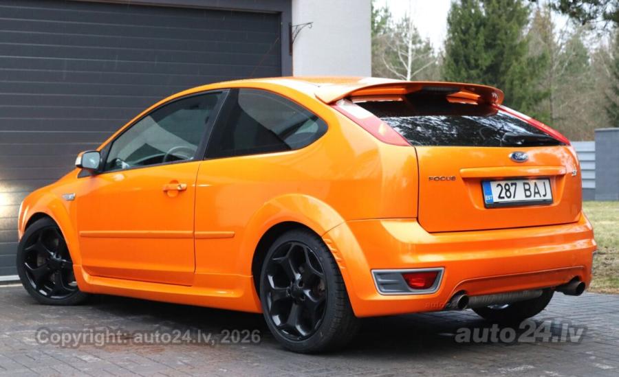 Orange Ford Focus 2007 in Parnu, with an engine capacity of 2.50 L and mileage of 226 thousand km for 5490 €, photo 6 on AUTOMOTO.COM.LV