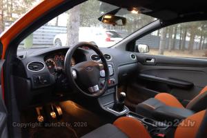 Orange Ford Focus 2007 in Parnu, with an engine capacity of 2.50 L and mileage of 226 thousand km for 5490 €, photo 9 on AUTOMOTO.COM.LV