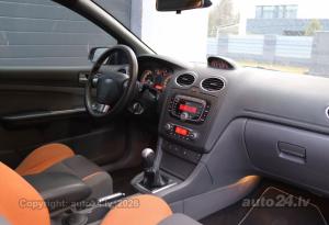 Orange Ford Focus 2007 in Parnu, with an engine capacity of 2.50 L and mileage of 226 thousand km for 5490 €, photo 11 on AUTOMOTO.COM.LV