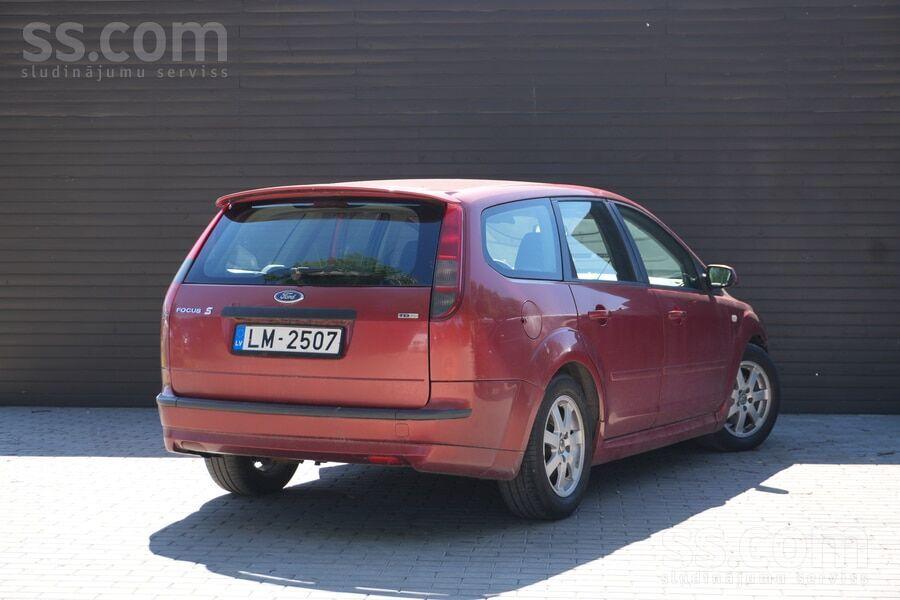 Orange Ford Focus 2006 in Riga, with an engine capacity of 2.00 L and mileage of 384 thousand km for 1490 €, photo 4 on AUTOMOTO.COM.LV