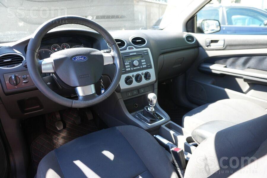 Orange Ford Focus 2006 in Riga, with an engine capacity of 2.00 L and mileage of 384 thousand km for 1490 €, photo 6 on AUTOMOTO.COM.LV