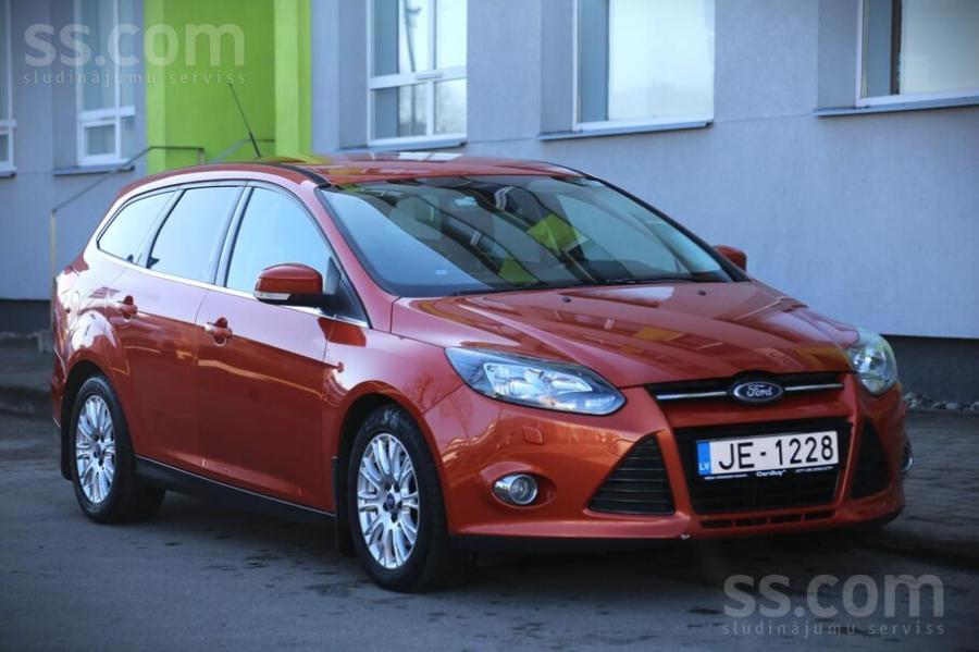 Oranžs Ford Focus 2013 Rīga, ar dzinēja tilpumu 2.00 L un nobraukumu 233 tūkst. km par 4495 €, foto 5 vietnē AUTOMOTO.COM.LV